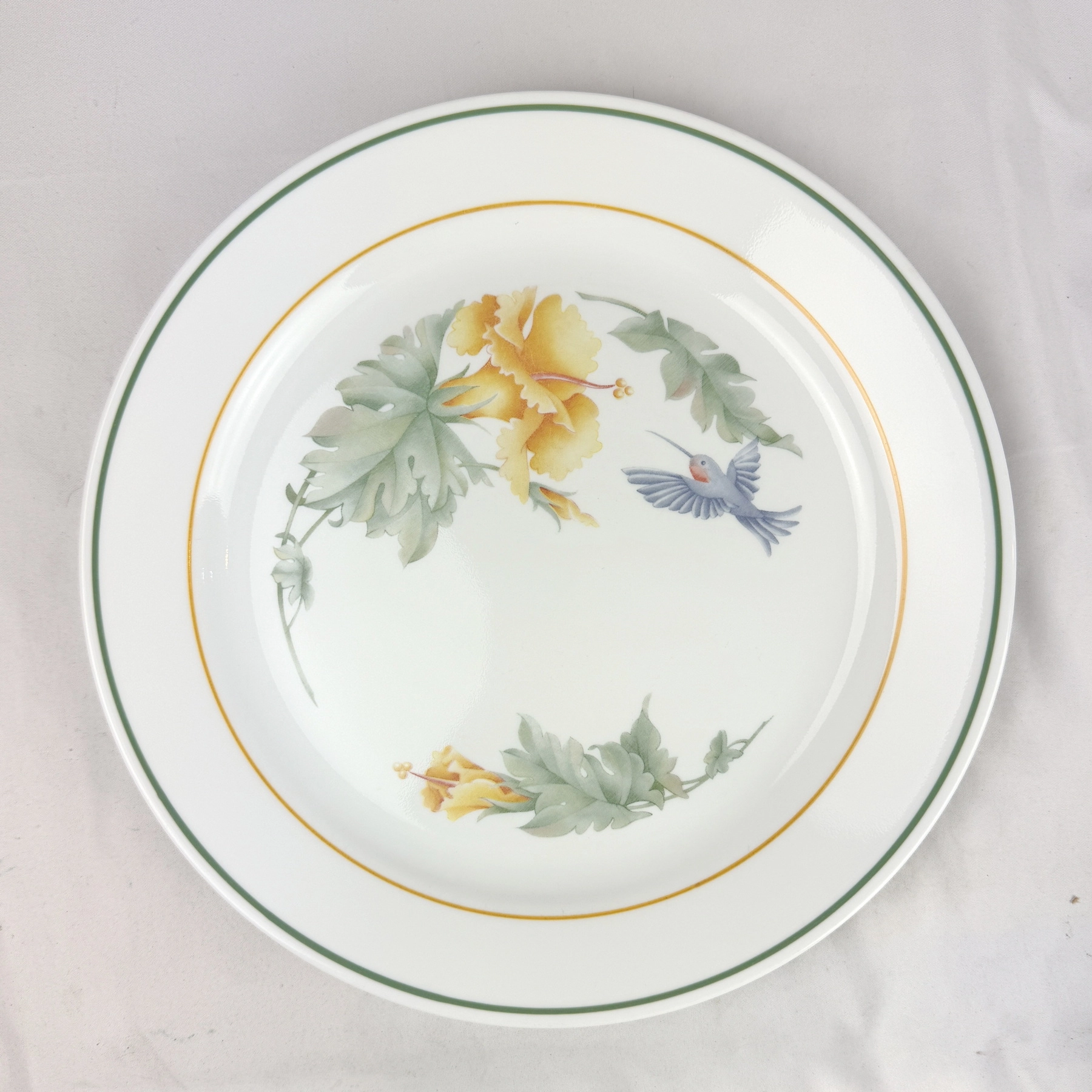 Corelle (Corning) HUMMINGBIRD Dinner Plate - Larry's Basement